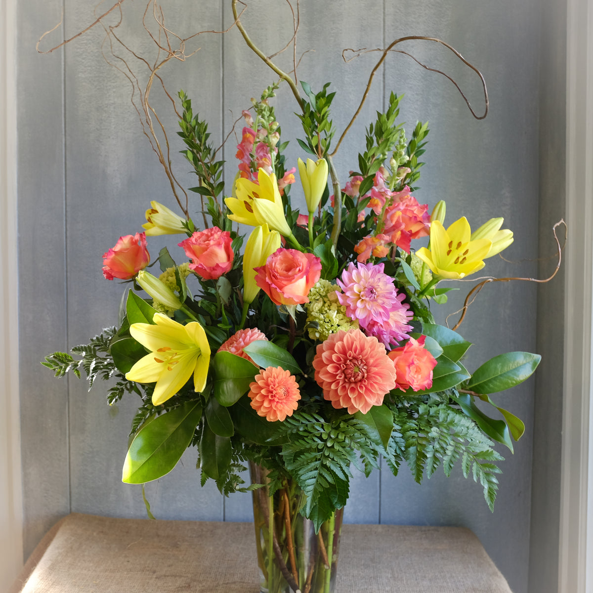 Calabria large flower arrangement of bright flowers in a vase – Michler ...